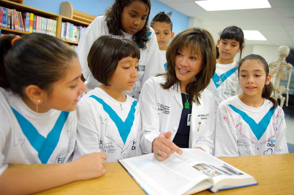 S.A. physicians visit schools on National Doctors Day