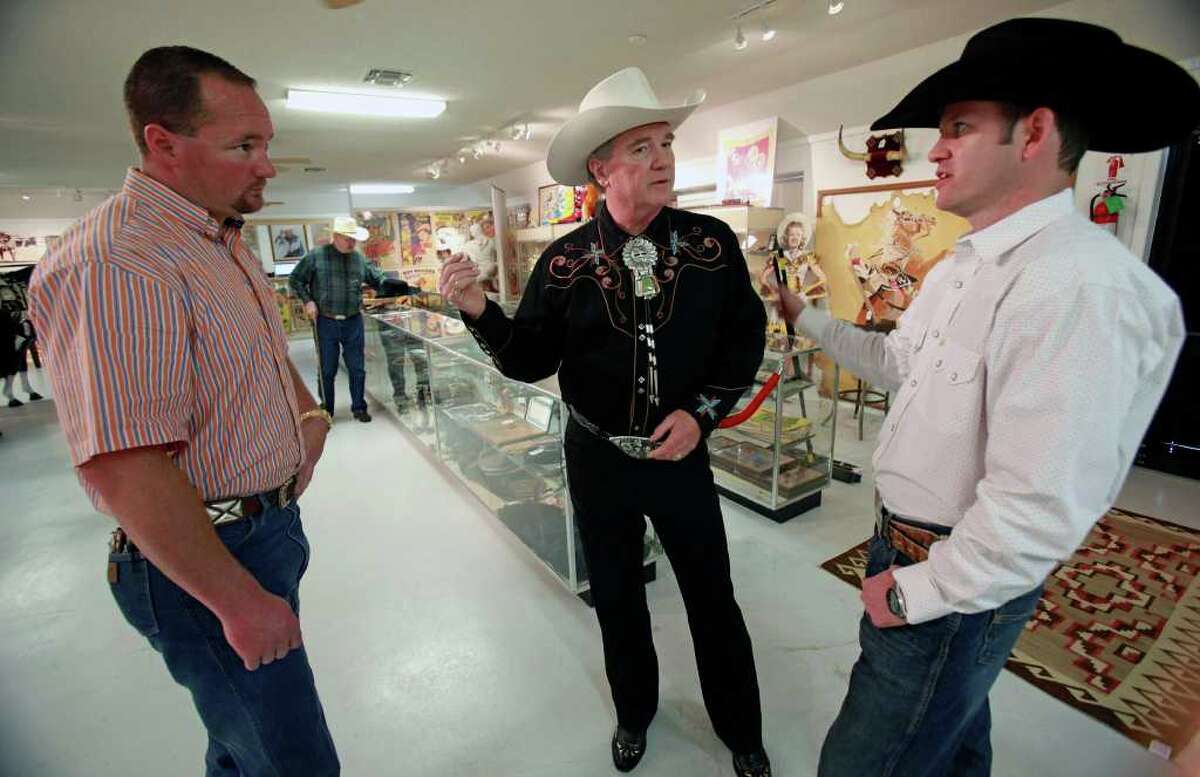 It's the last roundup for Roy Rogers' gear