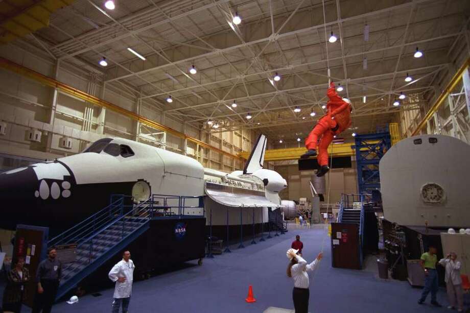 Museum of Flight getting space shuttle trainer Thursday - seattlepi.com