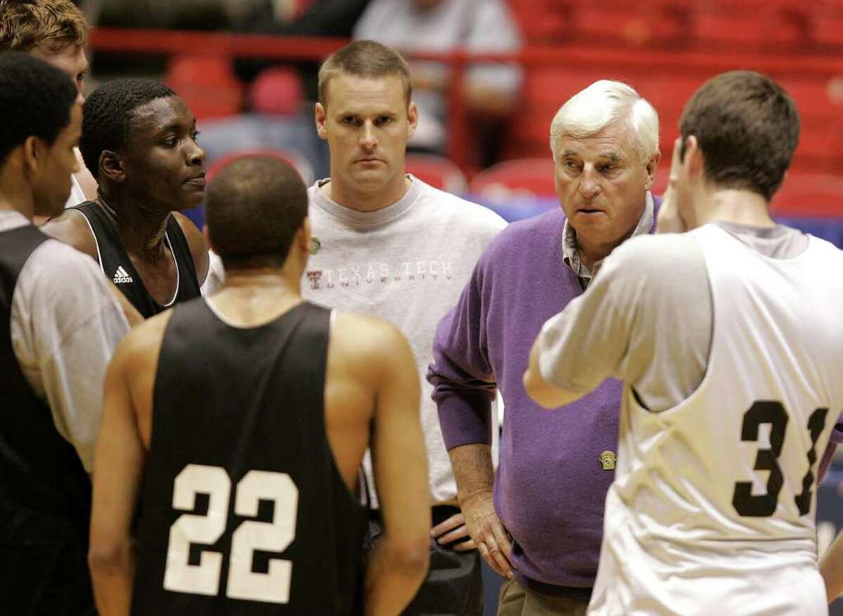 Pat Knight has plenty to prove at Lamar
