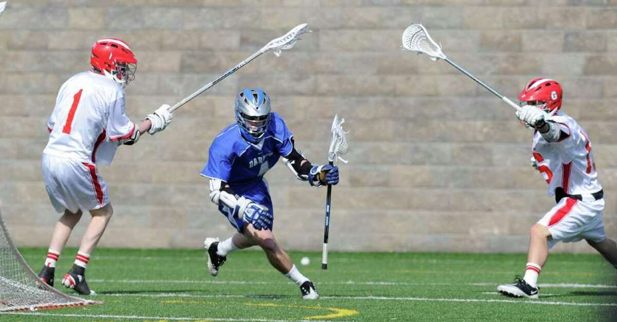 Darien downs Greenwich in FCIAC boys lacrosse matchup