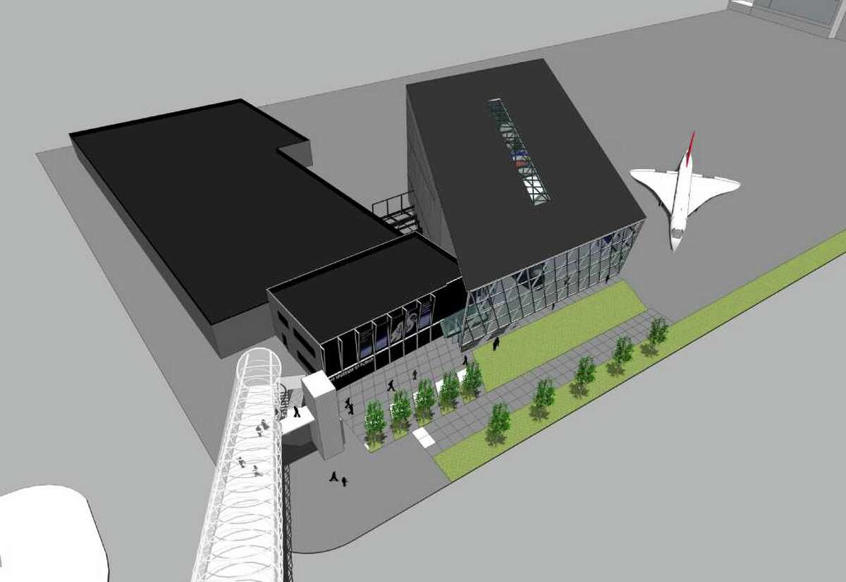 NASA readies space shuttle trainer for move to Seattle