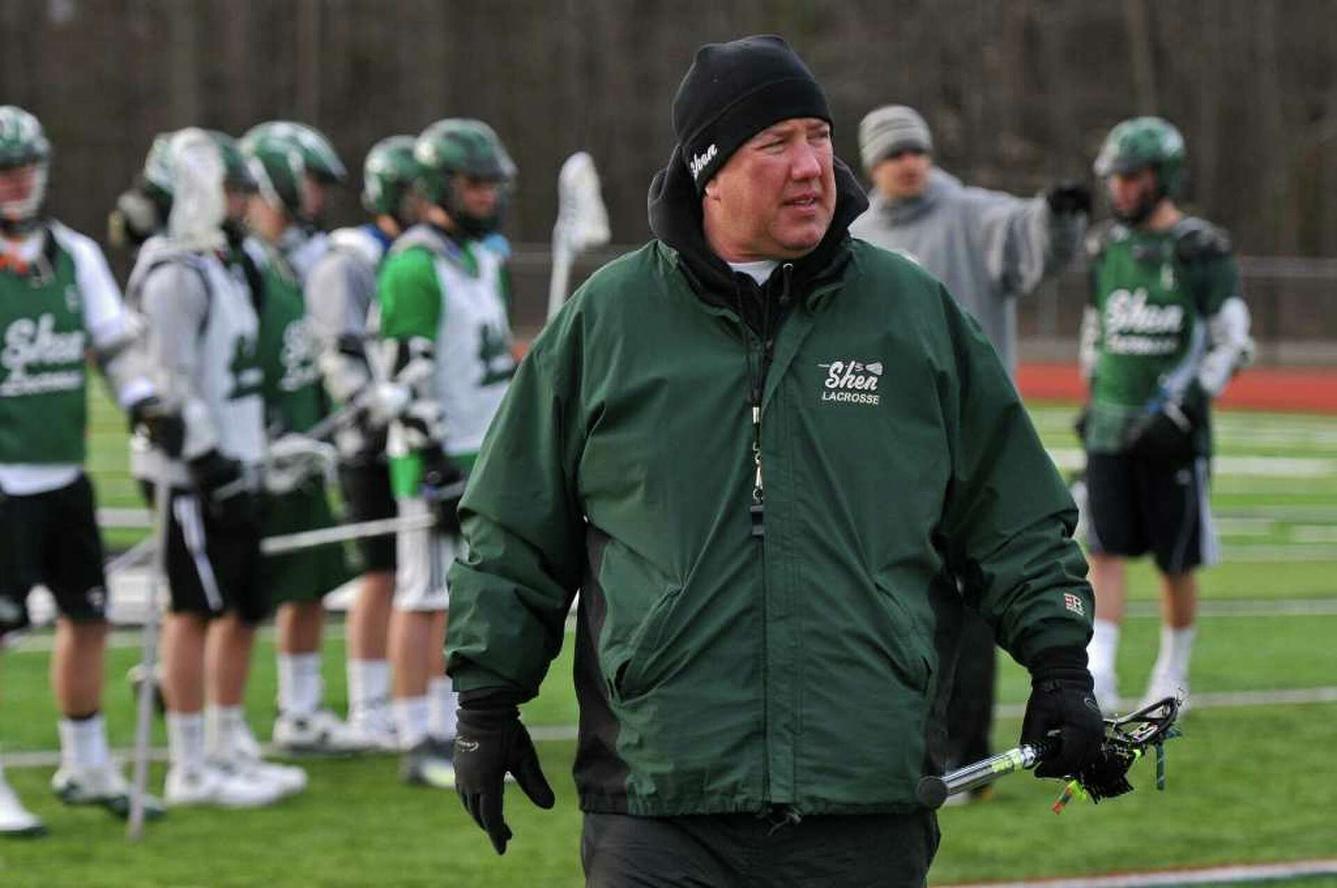 Shen coach resigns
