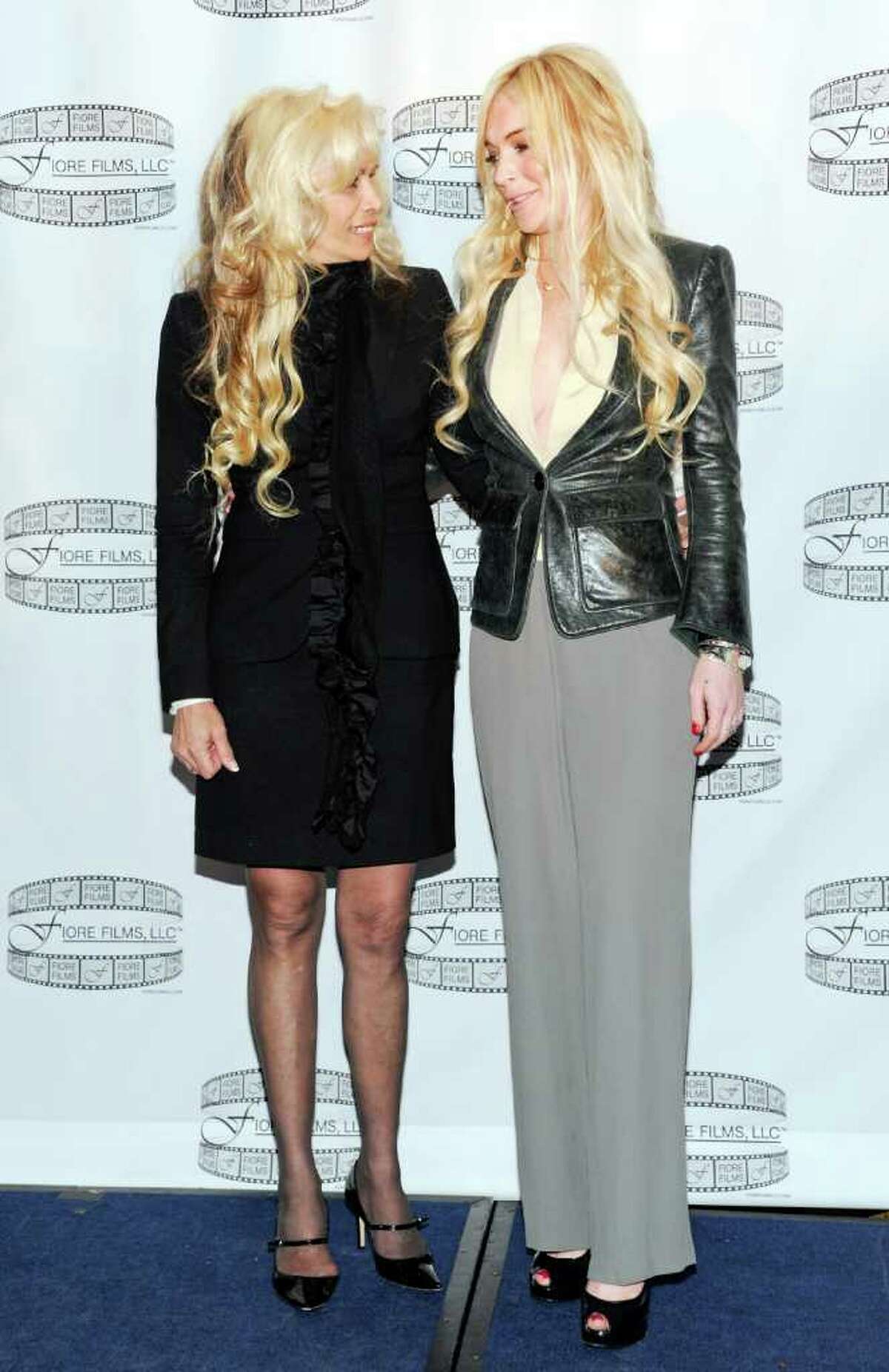 Lohan in talks for role in Travolta's Gotti biopic