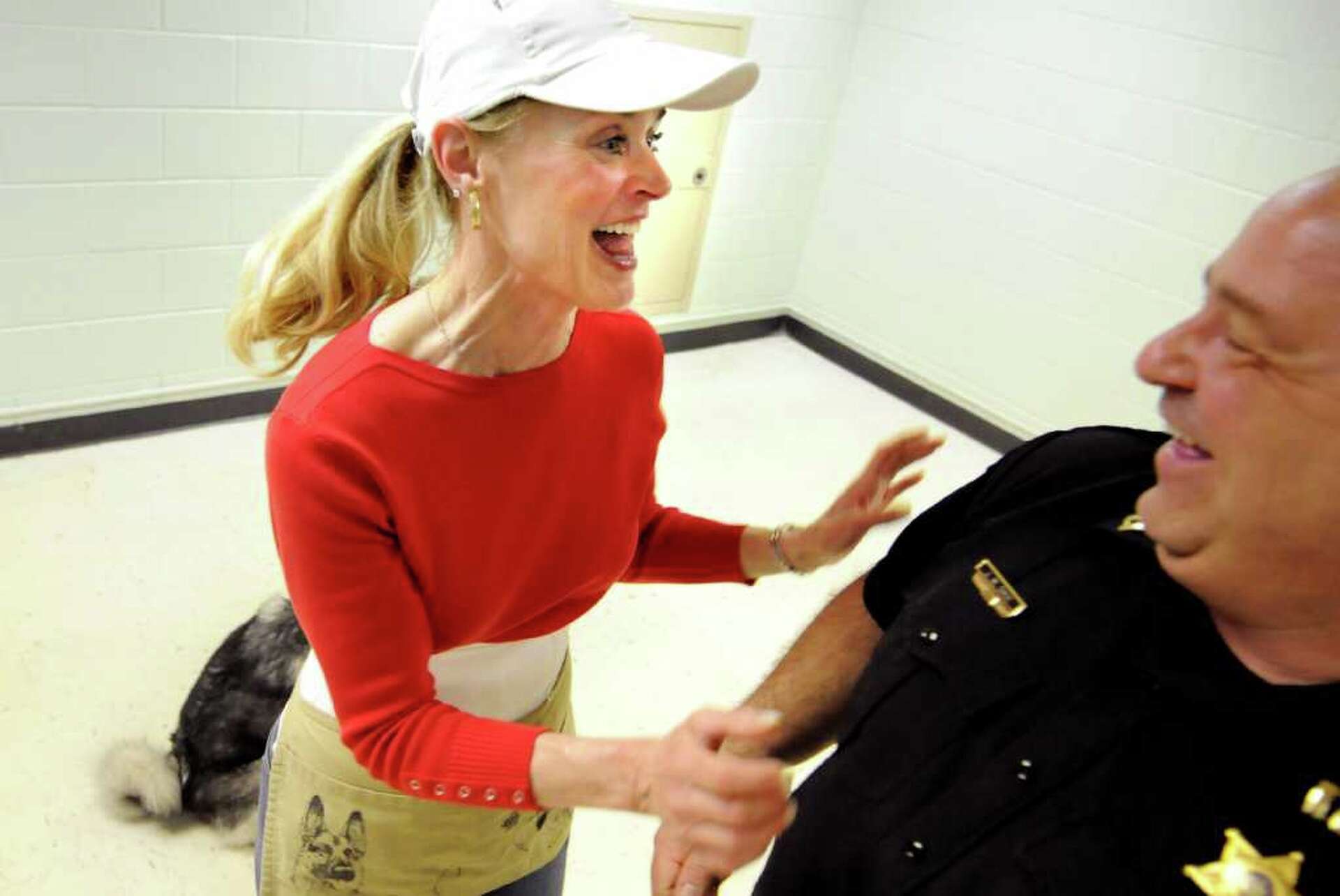 Inmates, dogs learning together