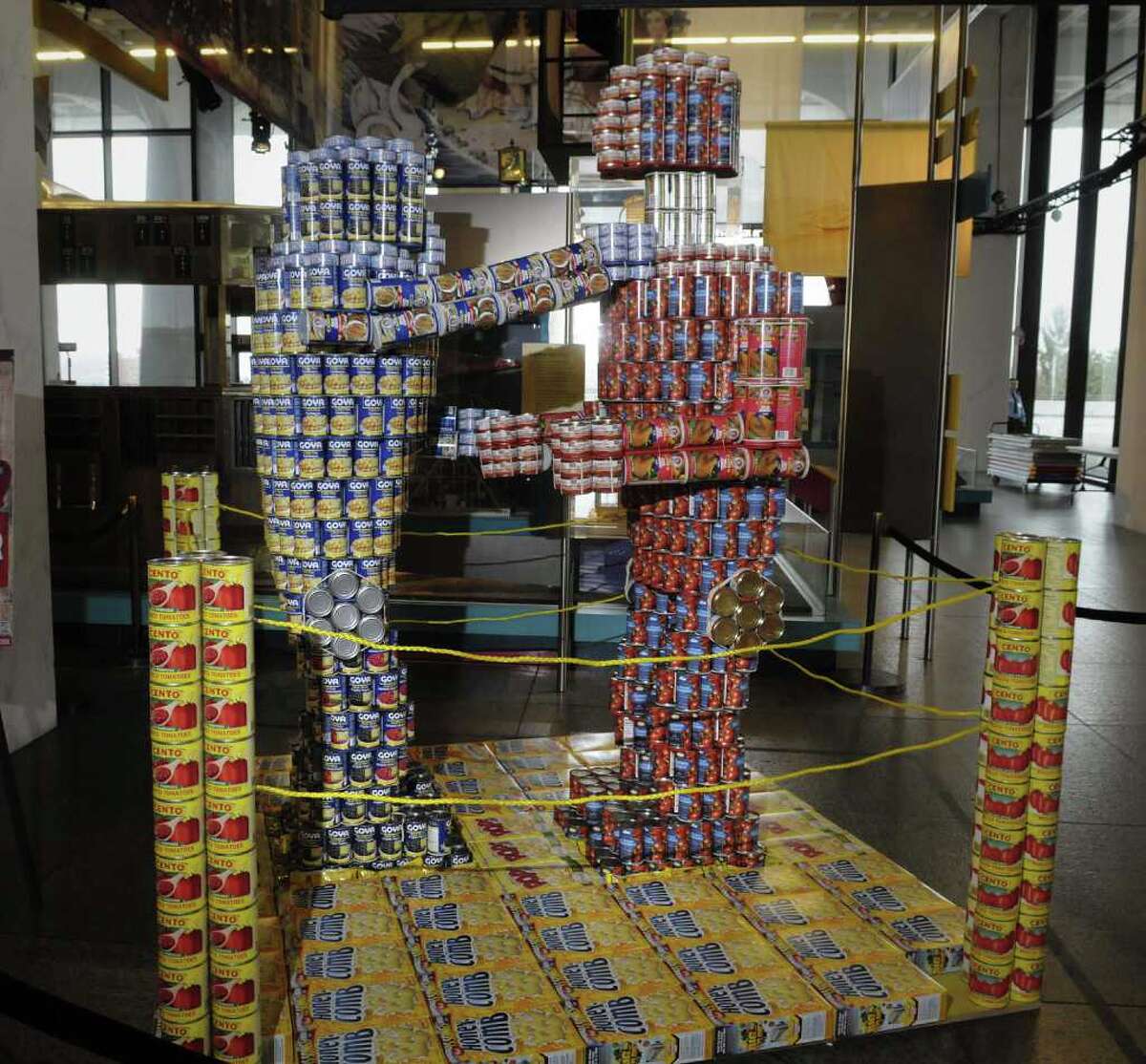 Canstruction campaign against hunger