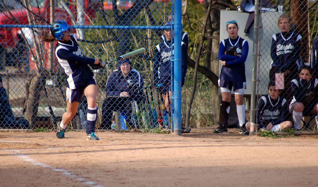 Lady Wreckers bats fail to capitalize in loss to Fairfield Warde