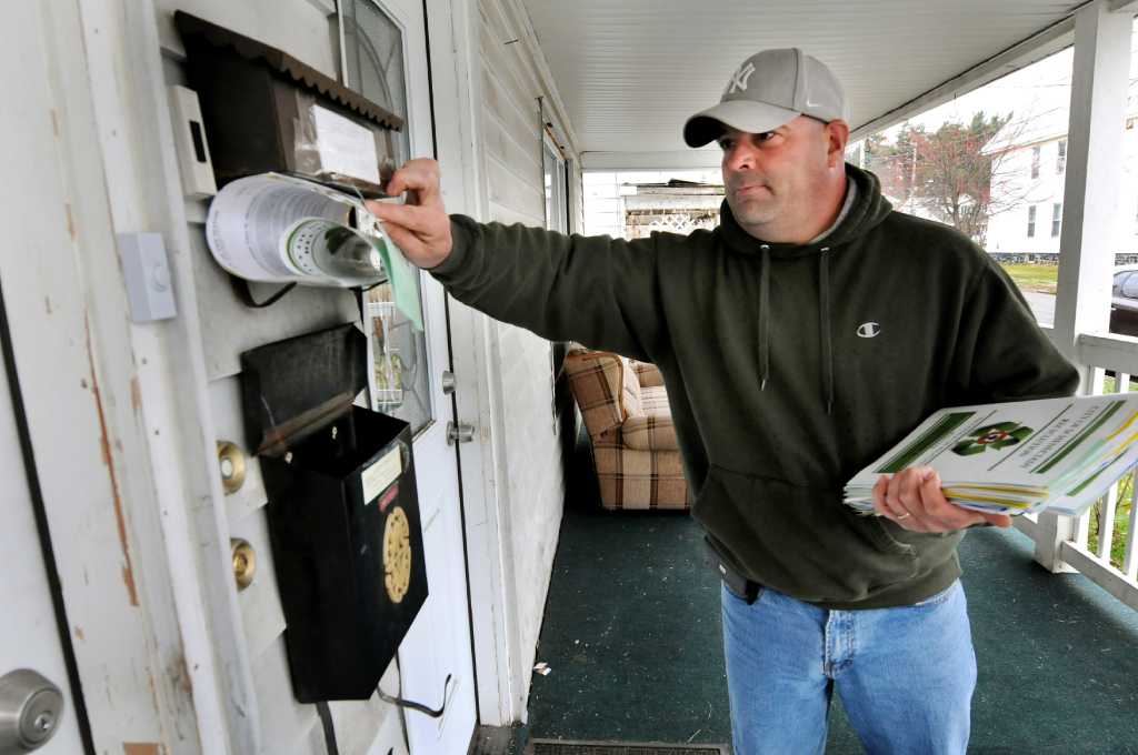 Ex-Schenectady trash boss admits to violation