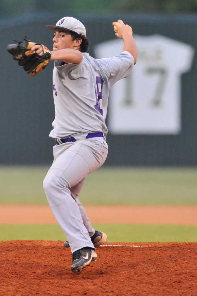 PN-G baseball rallies past LC-M