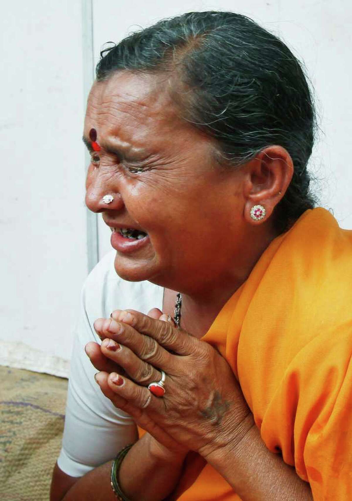 Hindu guru Sathya Sai Baba dies