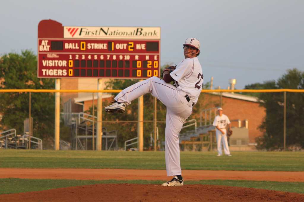 Baseball spotlight: Floresville