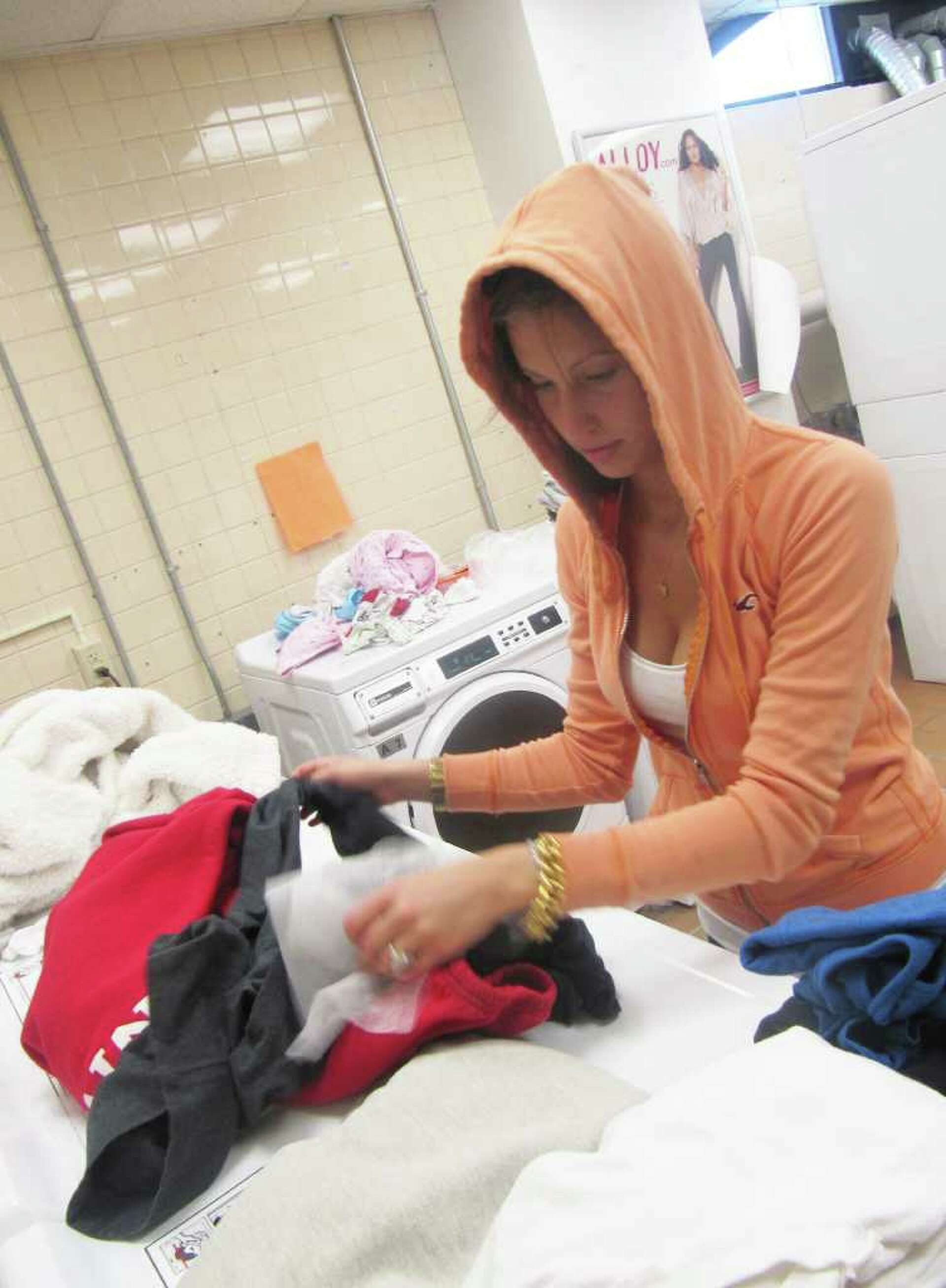 Fairfield University students able to 'view' laundry