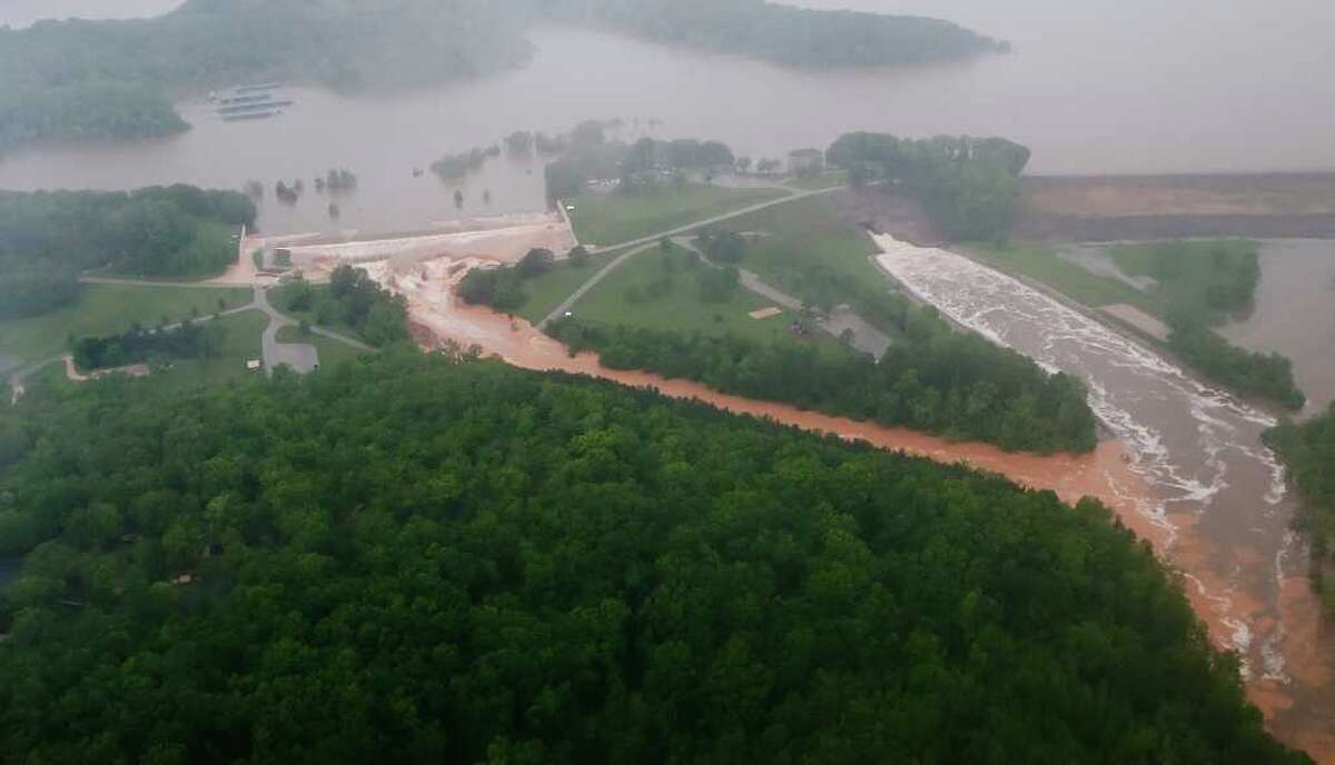 Army Corps decides to blow up Missouri levee