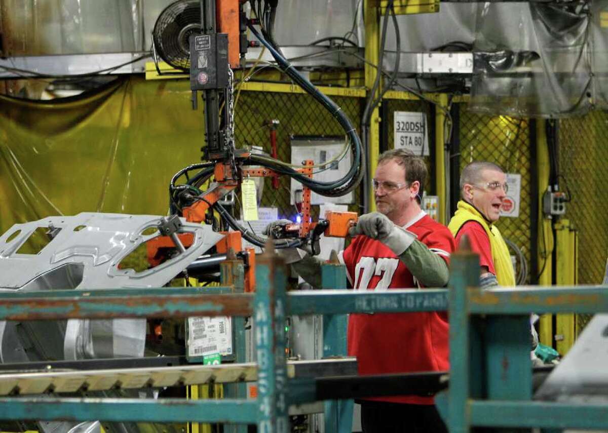 March orders rise by 3%