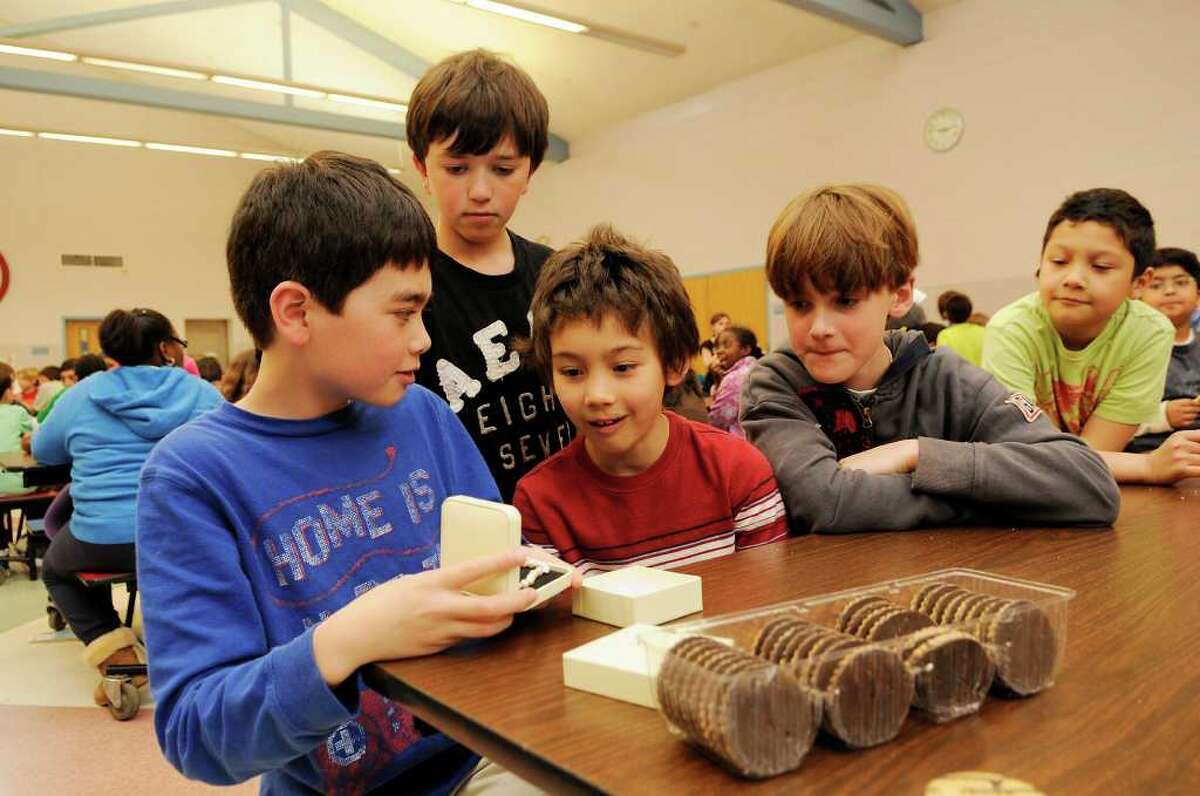 Westover students celebrate Mother's Day