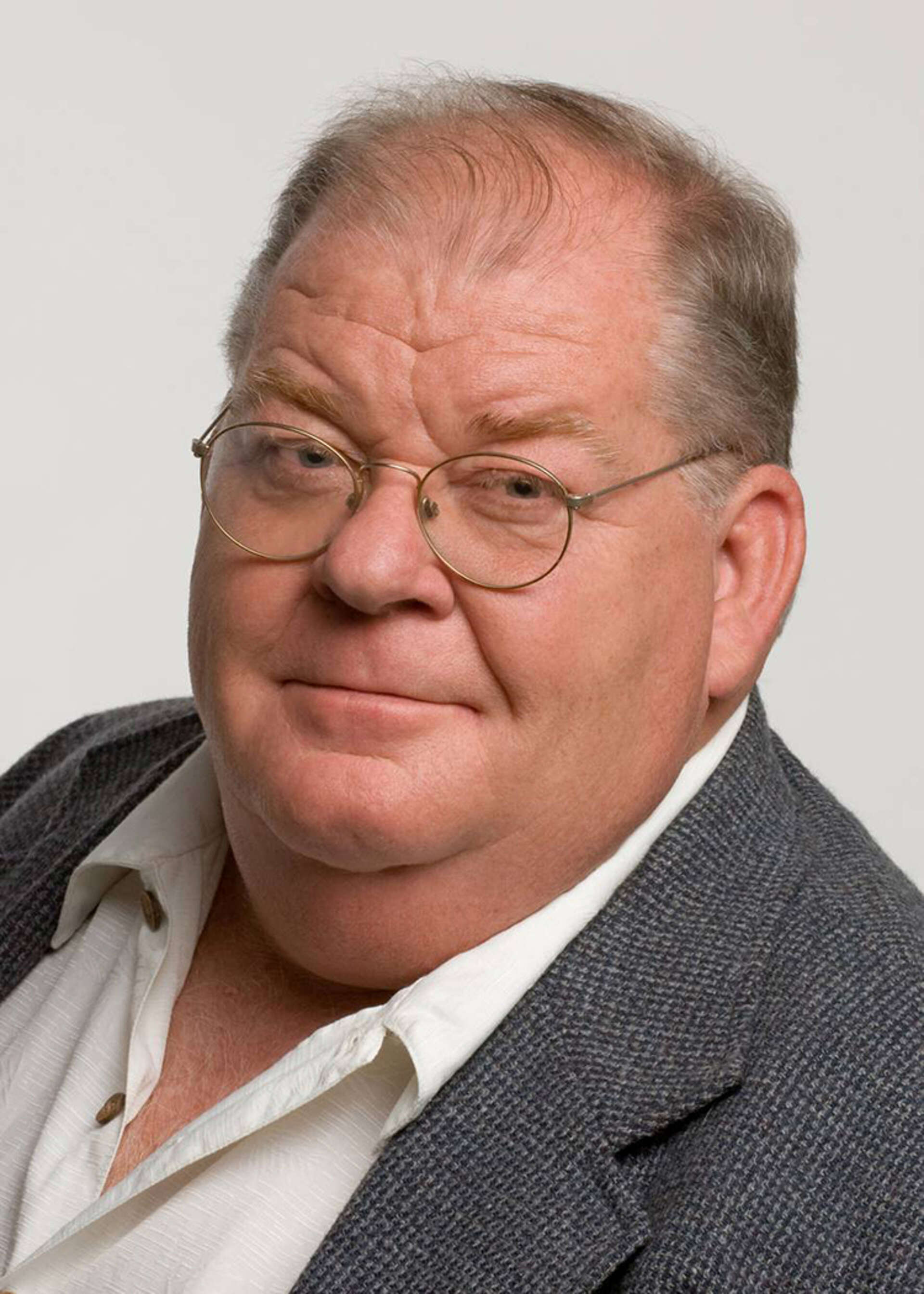 Joe Sears takes a curtain call as a painter