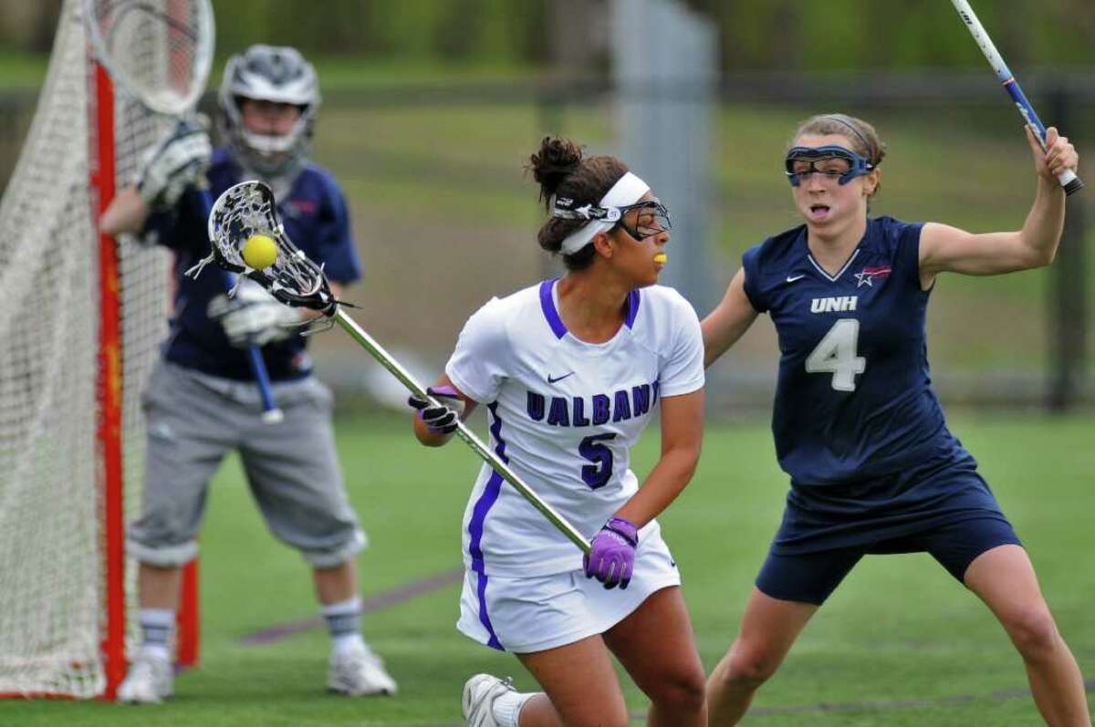 Danes not counting on help