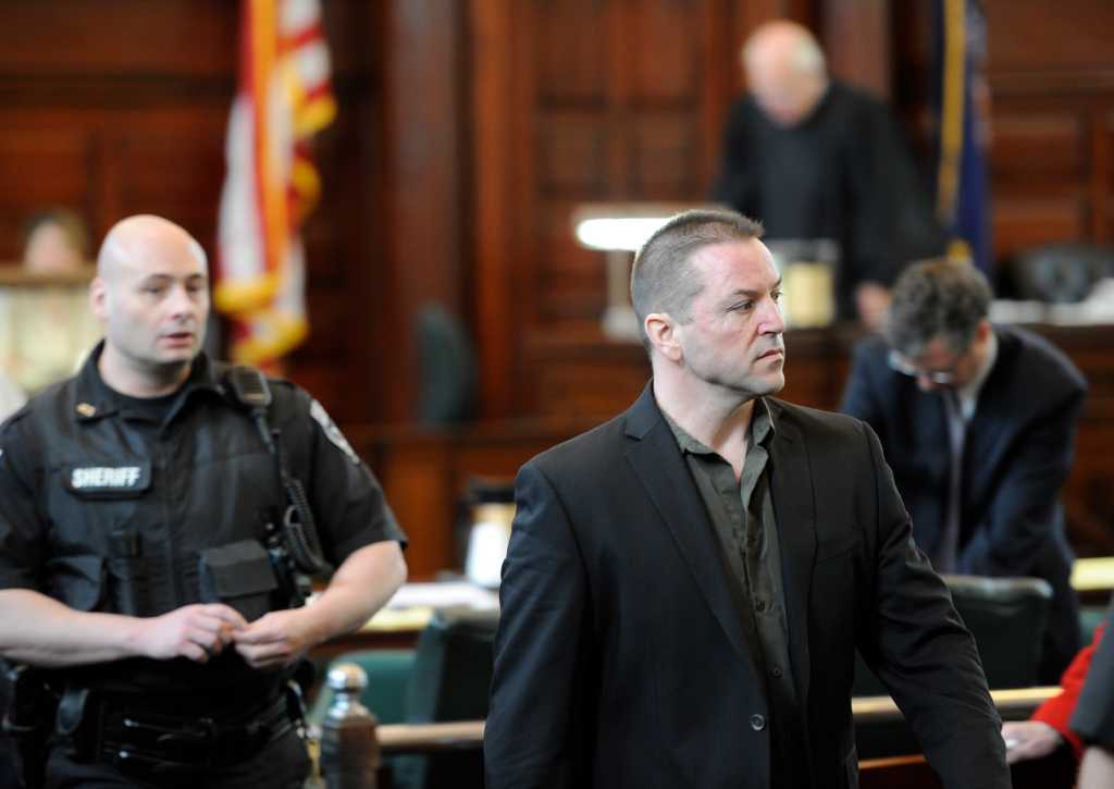 Lawyer: He found bodies but is not the killer