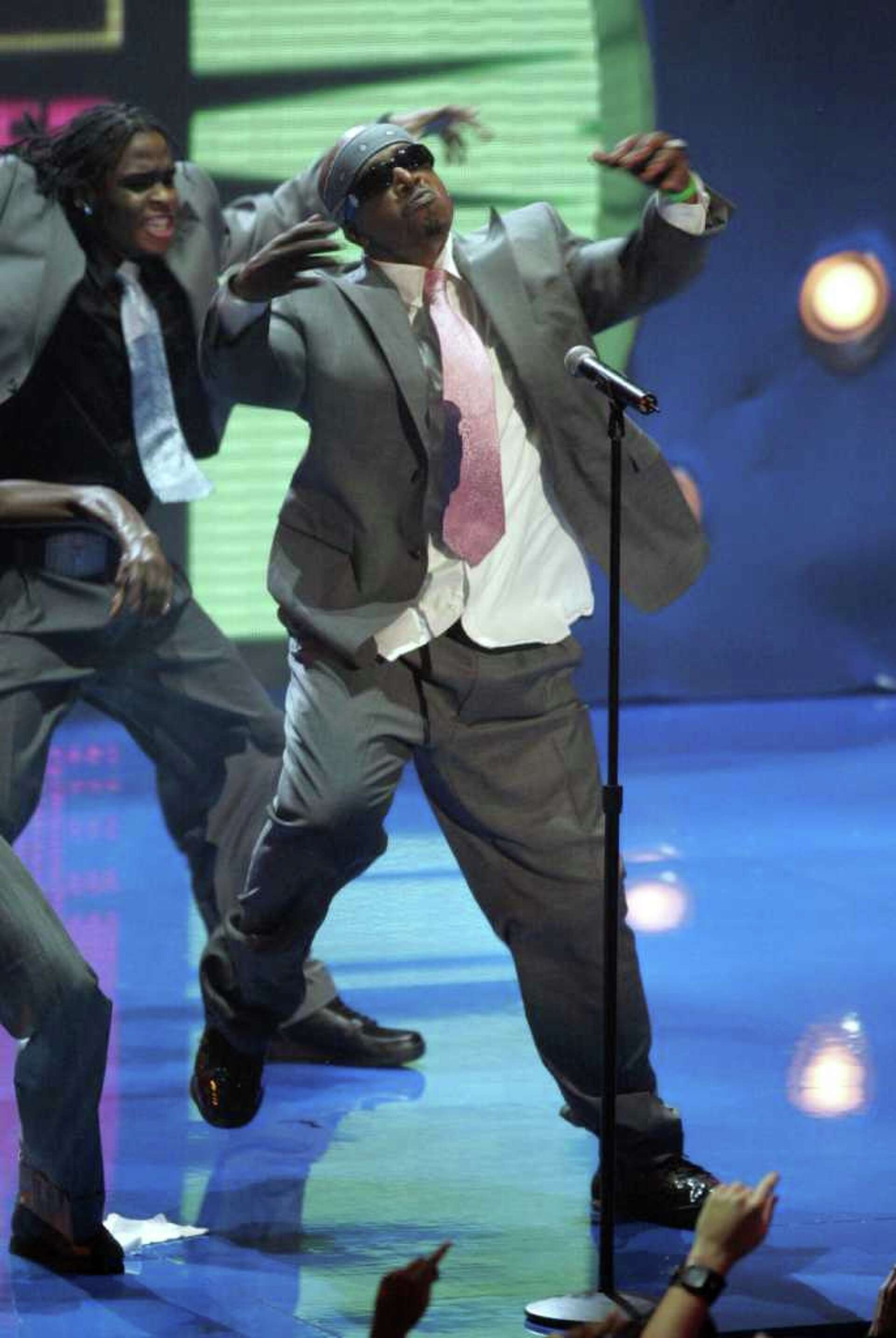 The B-52s, MC Hammer to headline Alive @ Five concert