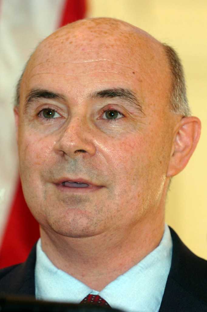 Richetelli lacks certification for new school job