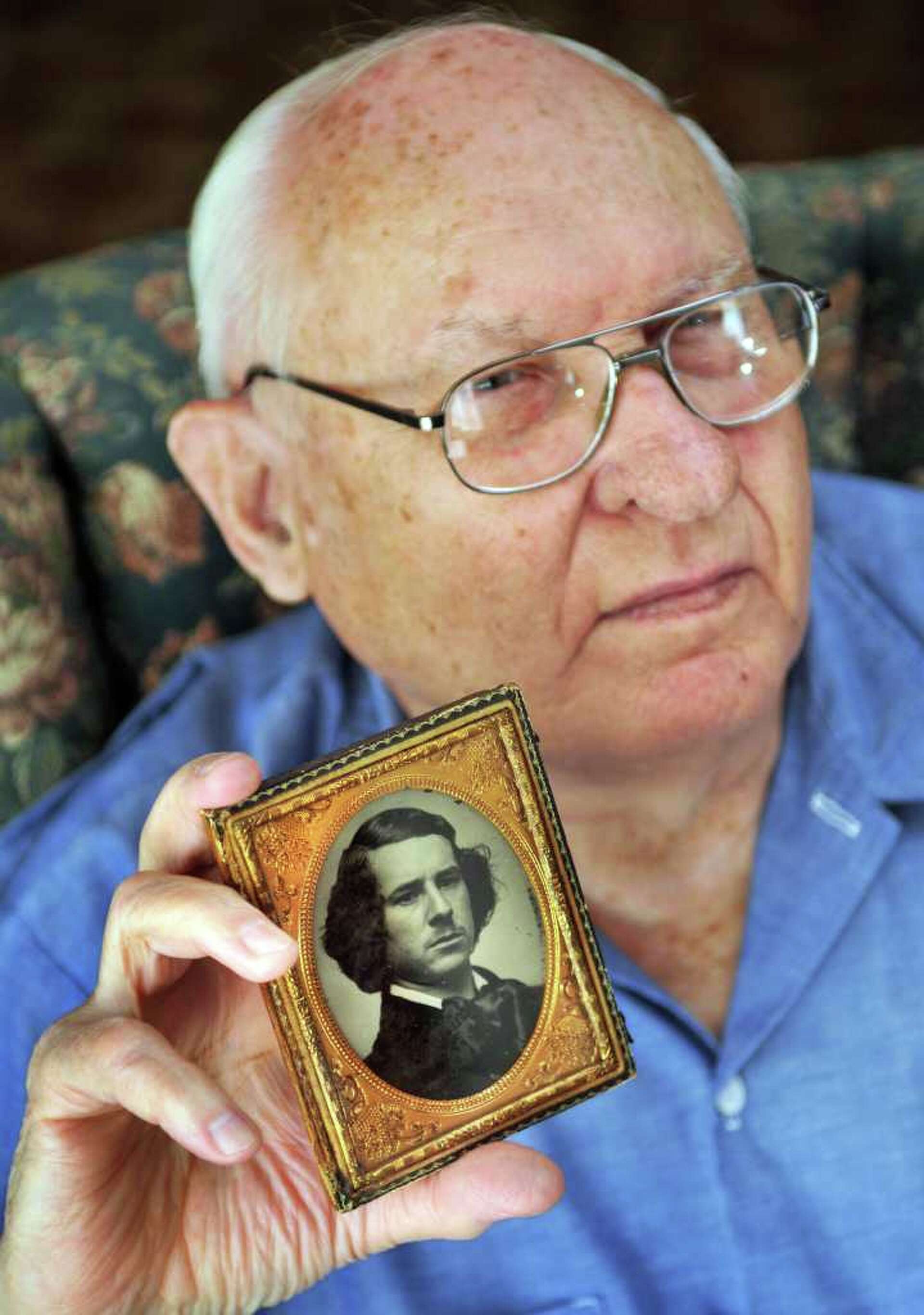 Honoring long-ago sacrifice