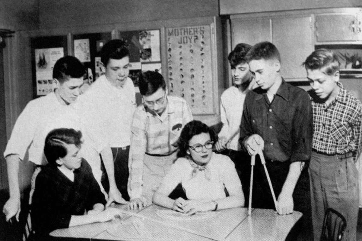 Who was the Unabomber and how is he similar to the Texas serial bomber?