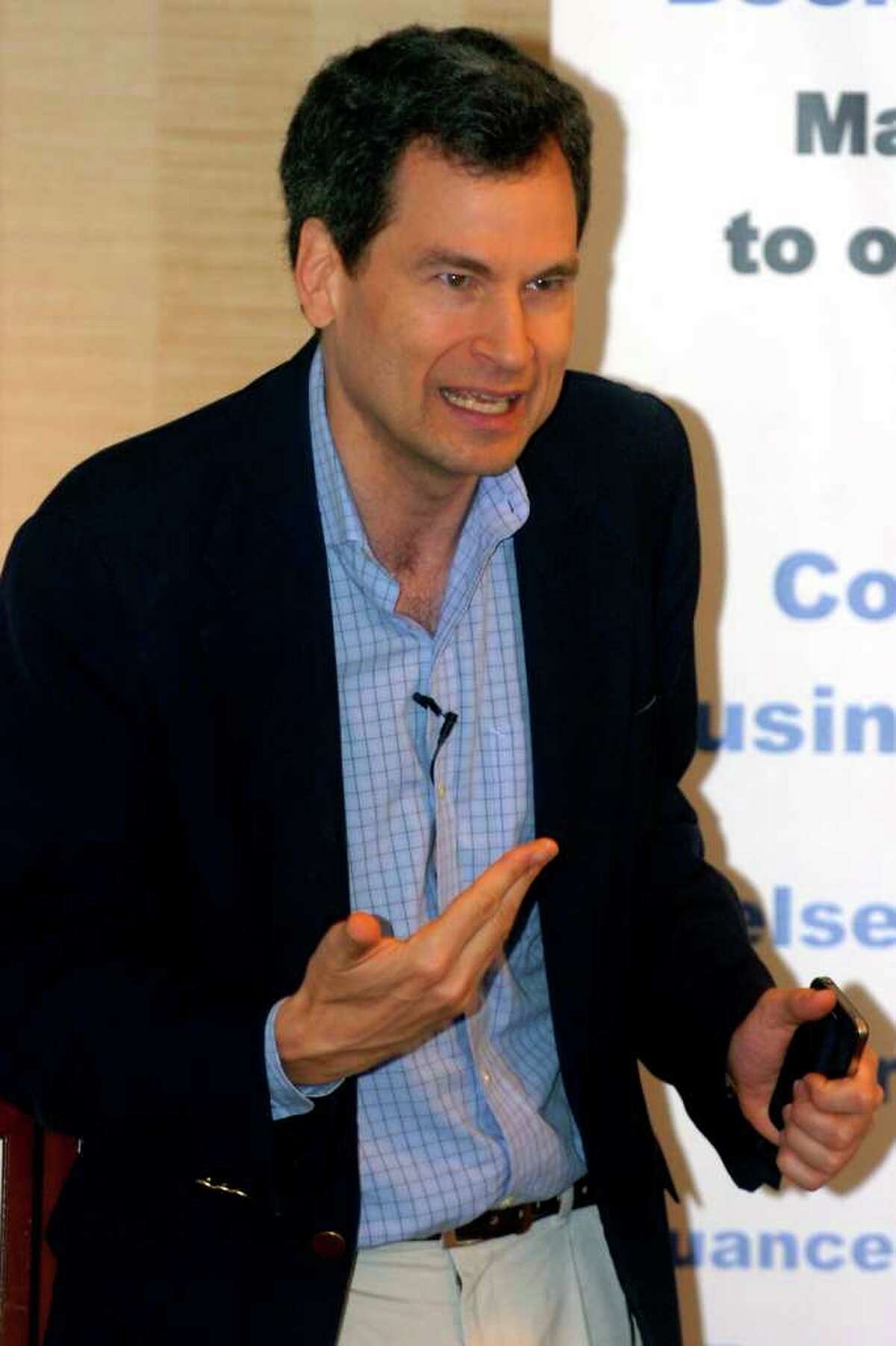 Tech writer David Pogue, wife, charged in Westport dispute