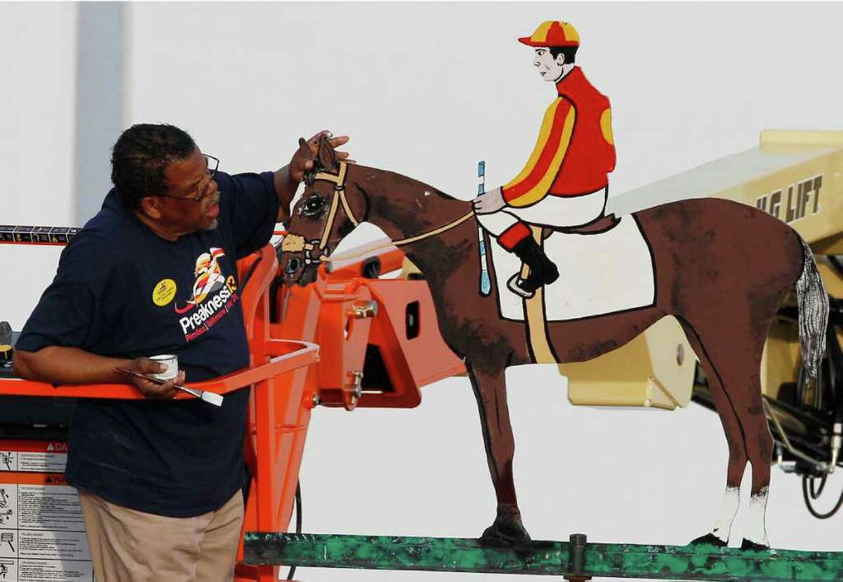 Shackleford turns tables