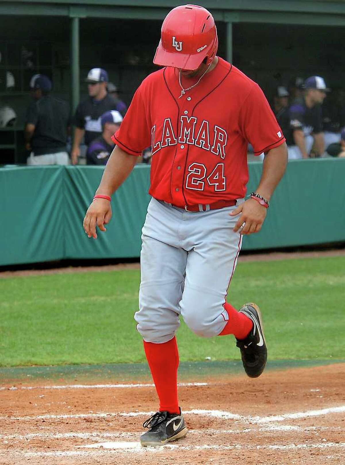 Lamar baseball wins, clinches spot in SLC tourney