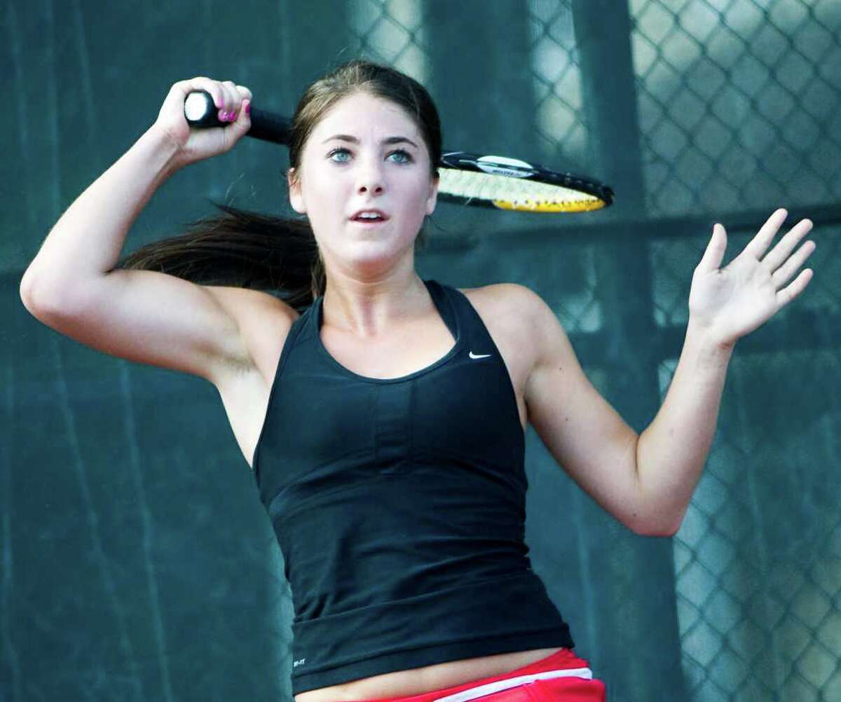 New Canaan tops Greenwich to win FCIAC tennis crown