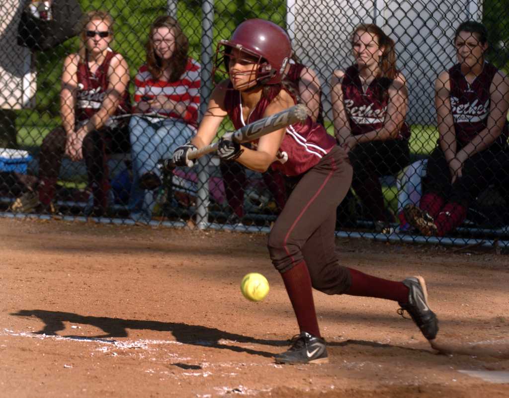 SCHOLASTIC ROUNDUP: Brookfield advances in SWC softball tournament