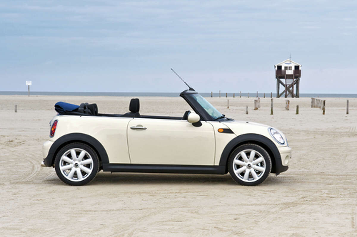 More Fun With Sun: 2011 MINI Cooper Convertible