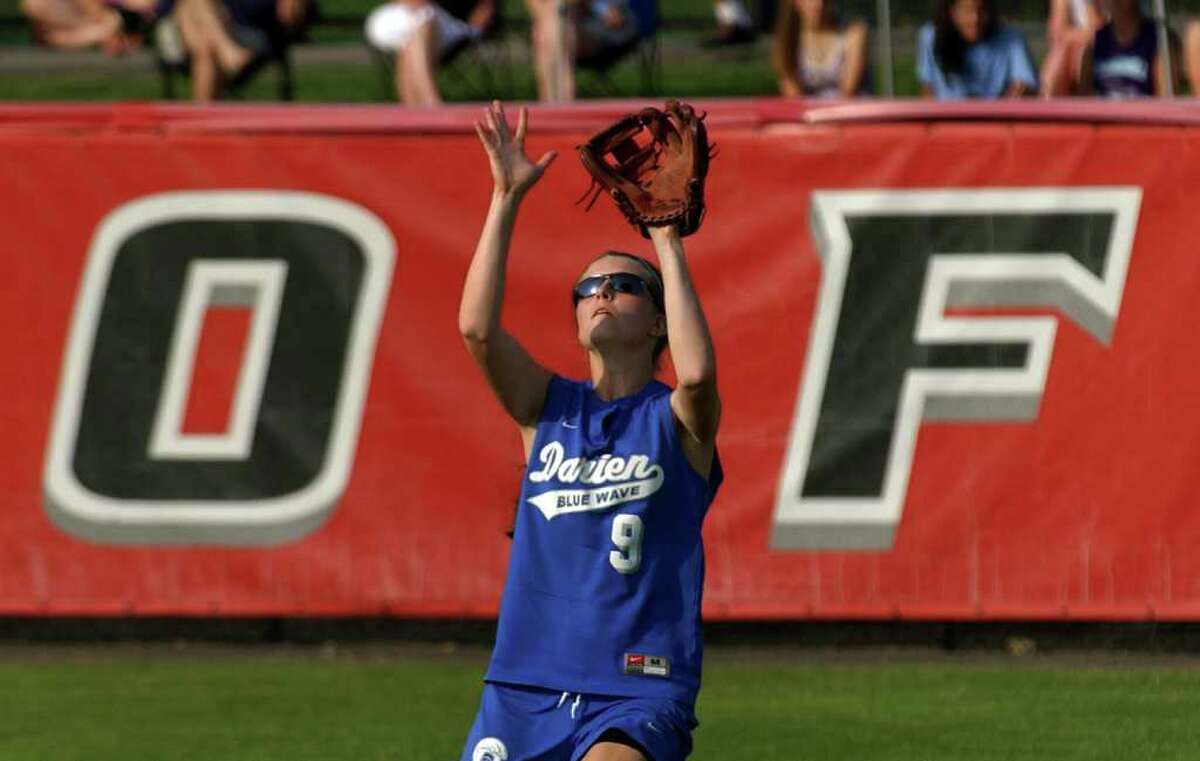 Buch sparks Darien to win over Ludlowe for first-ever FCIAC softball title