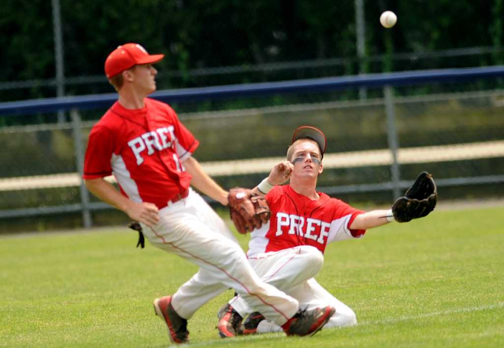 Fairfield Prep no match for Cheshire in SCC baseball final