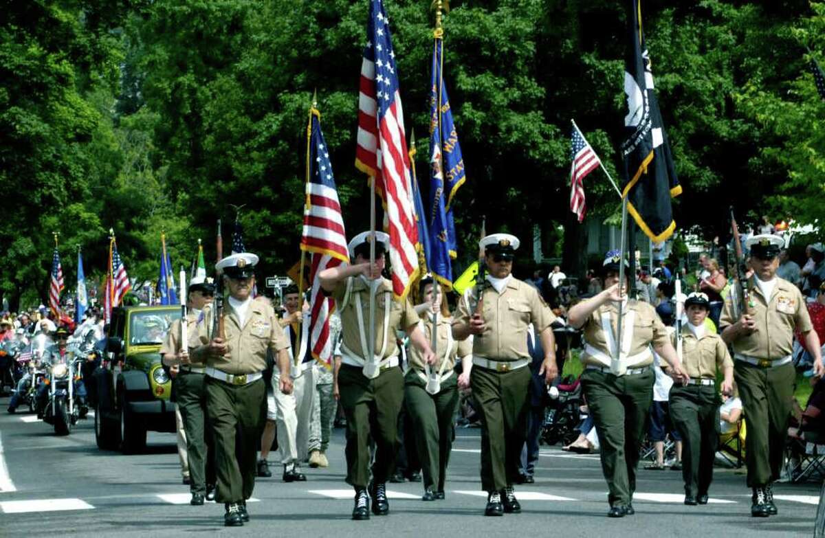 New Milford pays tribute on Memorial Day