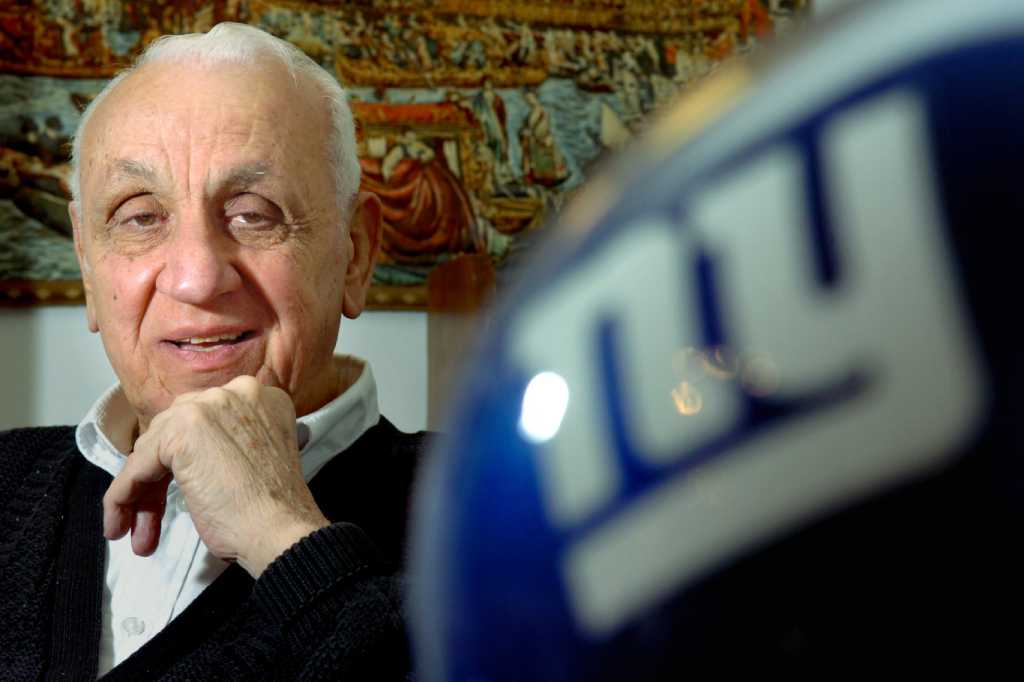Andy Robustelli 1925-2011