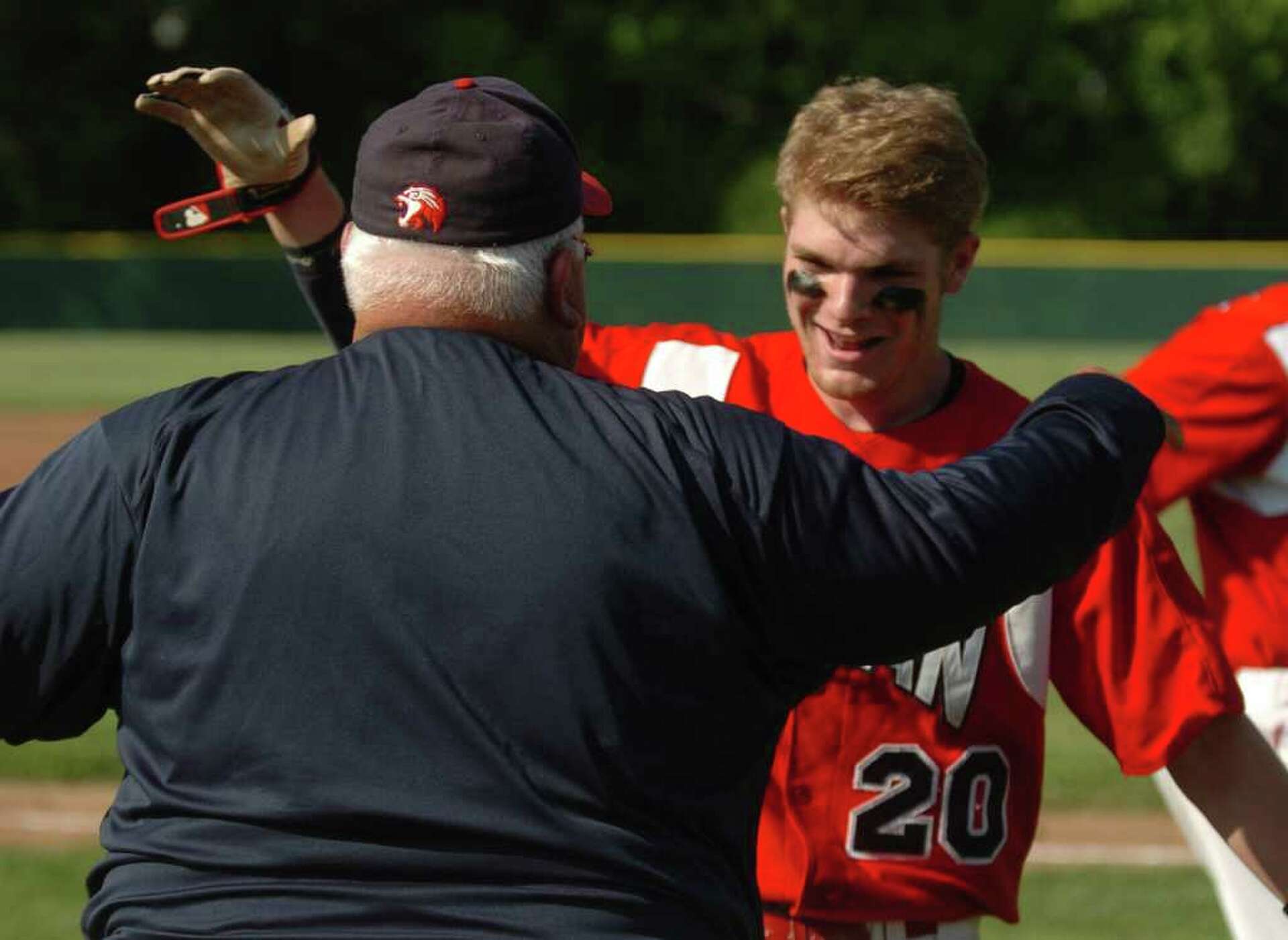 Foran baseball coach dies of heart attack