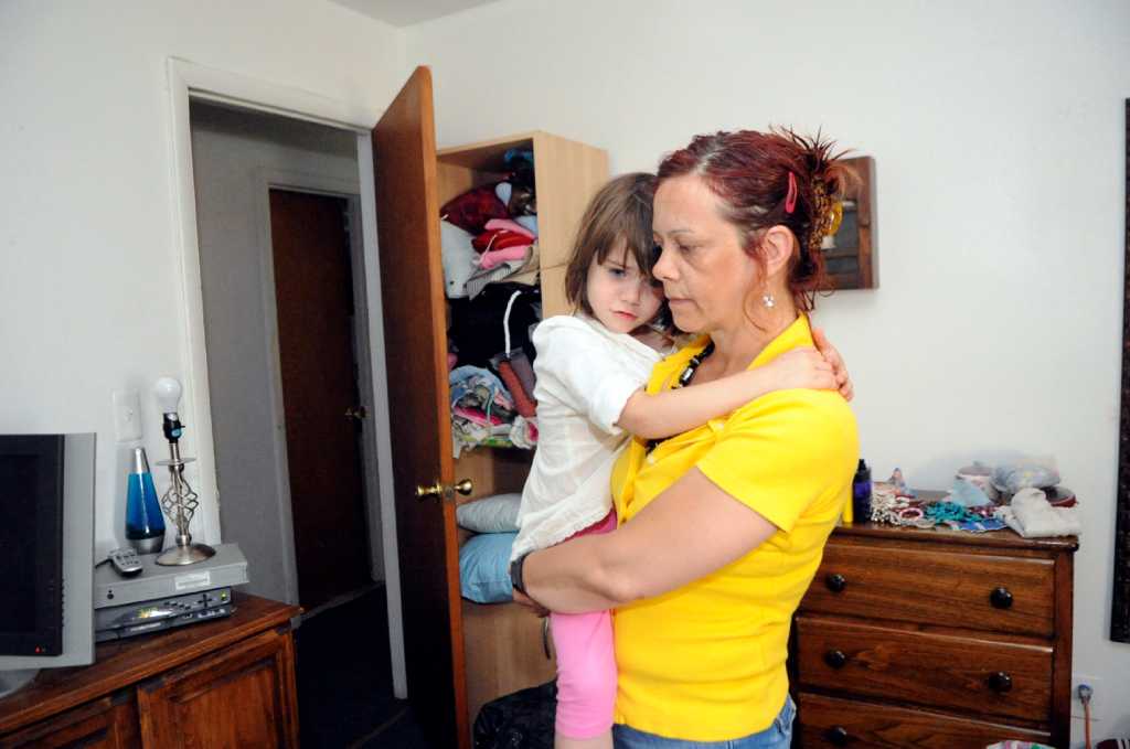 Facing homelessness, a mother struggles to stay in Greenwich
