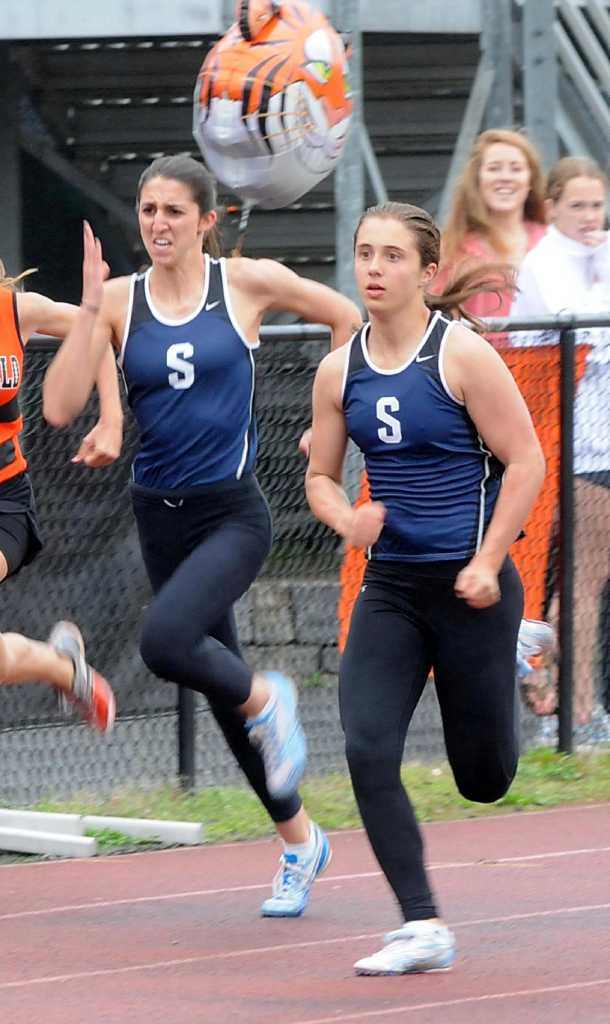 Staples girls track place 9th at Class LL