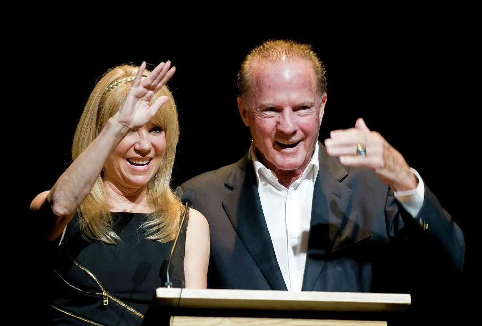 The Dish: Kathie Lee, Frank Gifford 'Hang' over in Port Chester