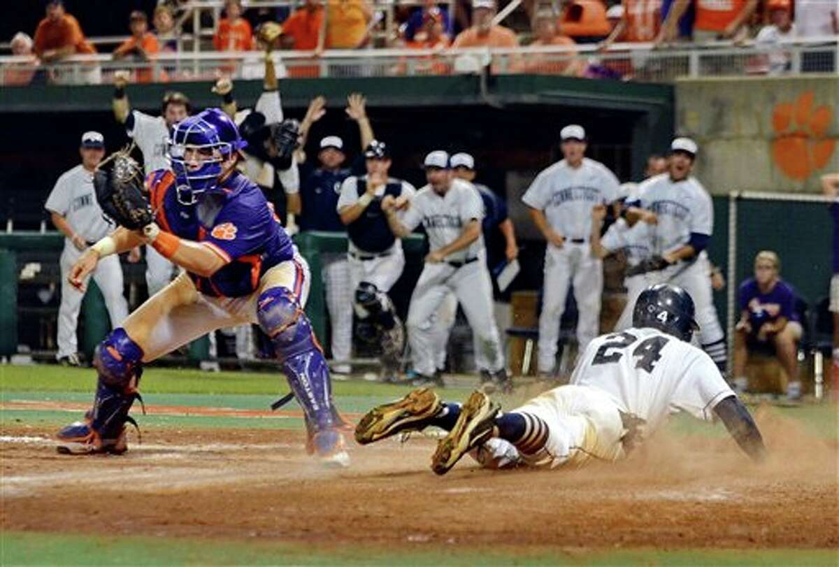 UConn wins twice, stays alive in NCAA Tournament