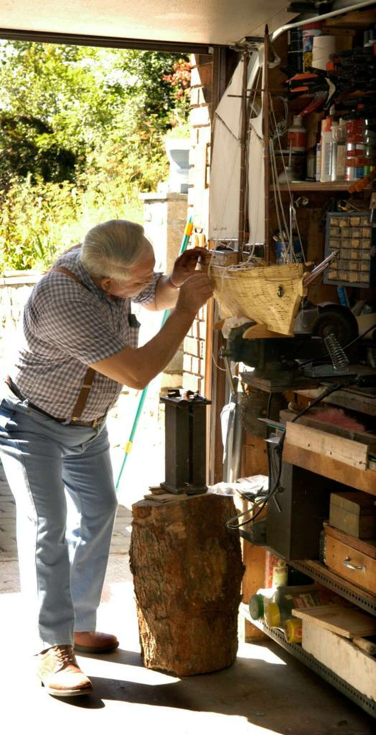 Shipbuilder Angelo Incorvaia creates intricate models by hand