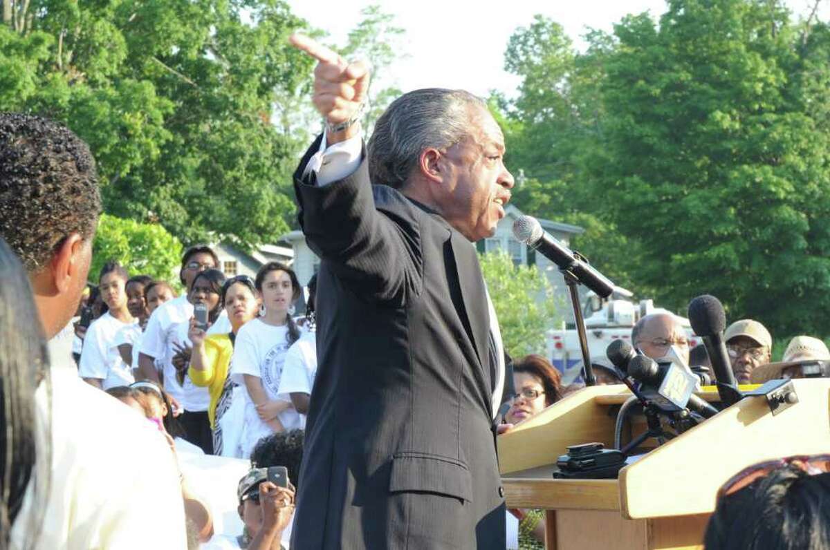 Sharpton defends McDowell at NAACP rally