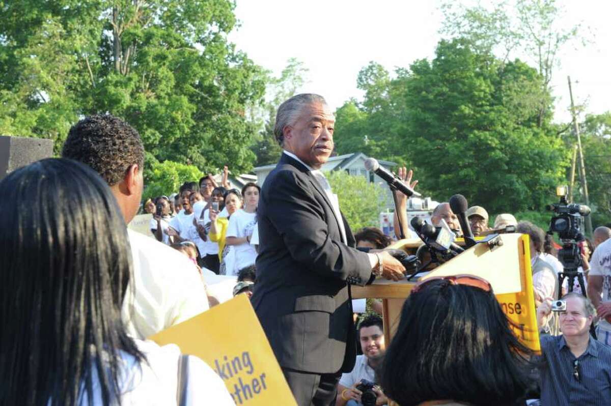 Sharpton defends McDowell at NAACP rally