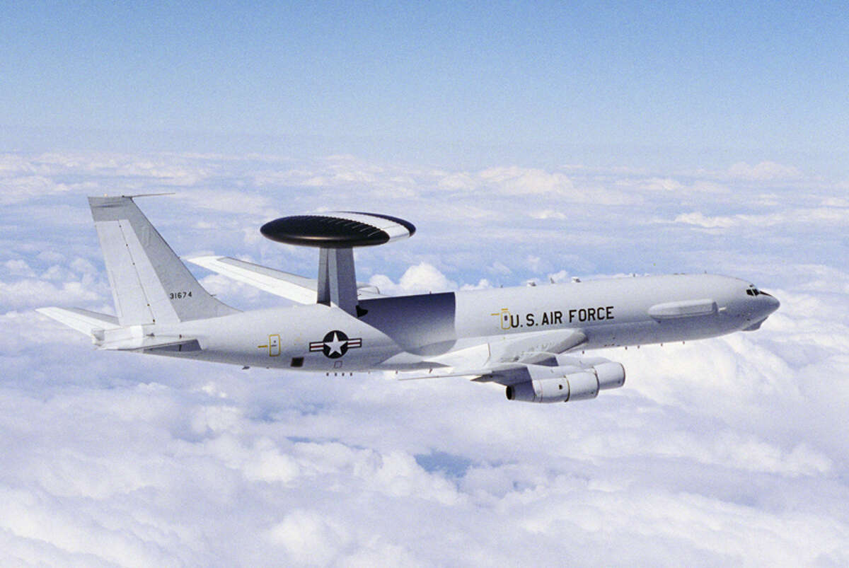 40 years of AWACS radar