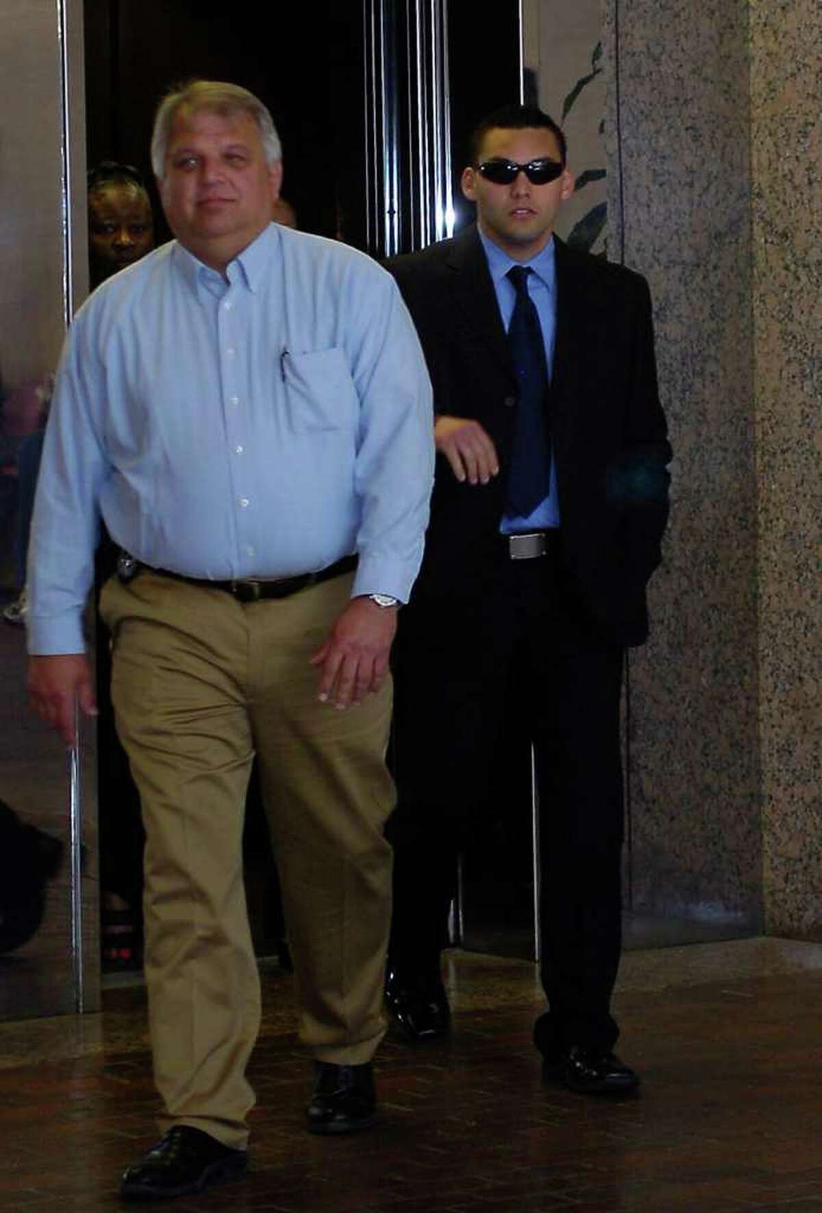 State agency that certifies peace officers doesn't track force