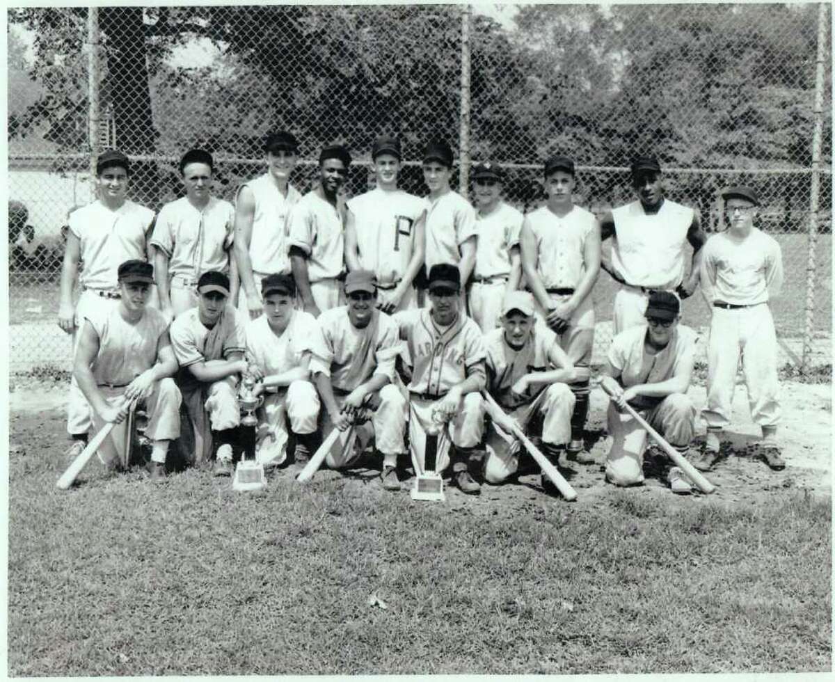 ELSBERRY Bridgeport's Cornwell gathered a rich baseball history