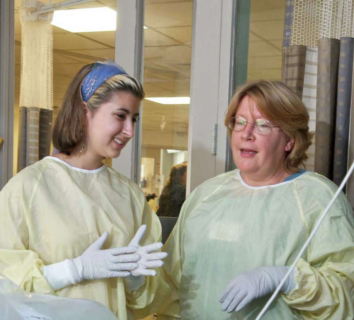 Stamford chimp attack victim Charla Nash receives face transplant