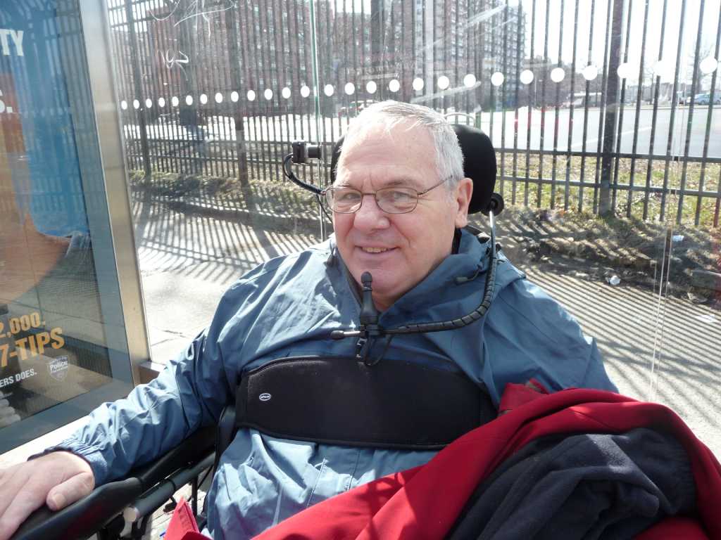 Accident won't stop pastor's return to congregation