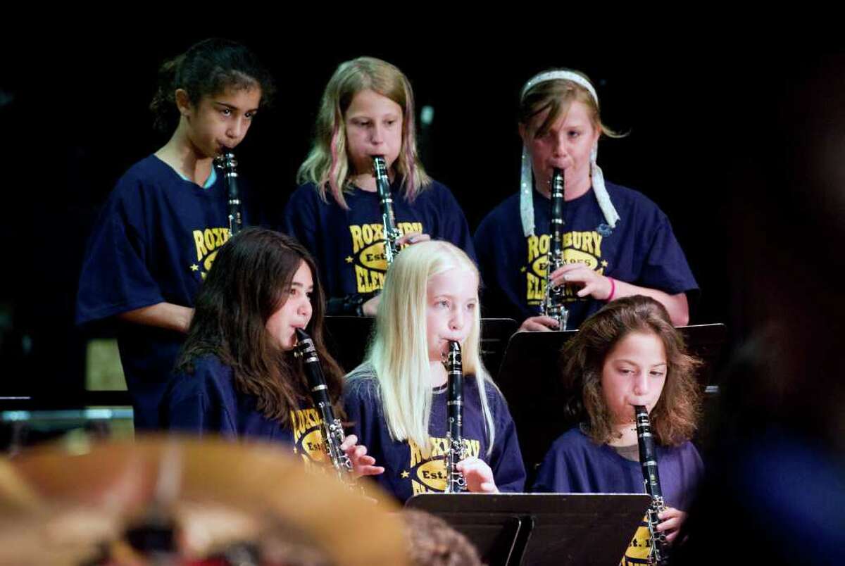 Roxbury student's 'dream comes true' at Flag Day celebration